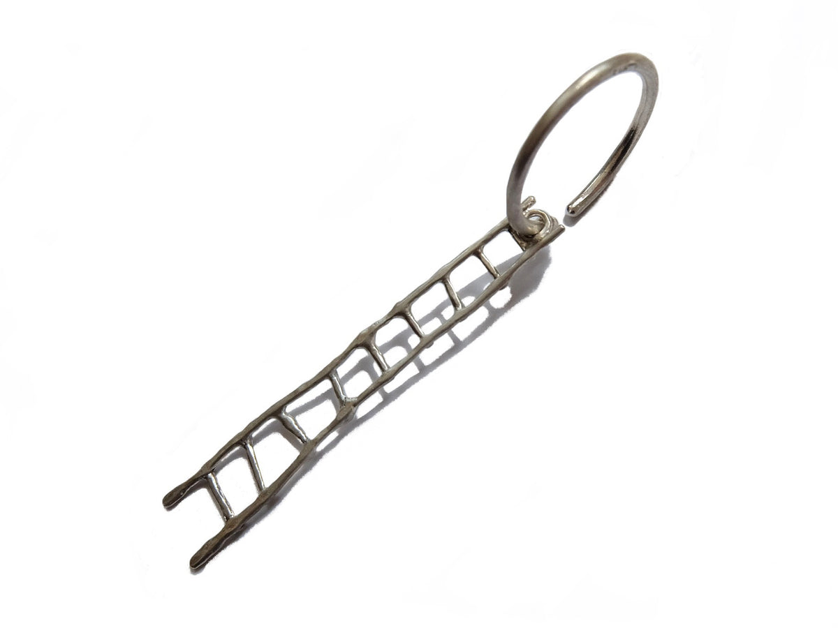 Silver Ear Cuff – HiNGE Dept Accessory