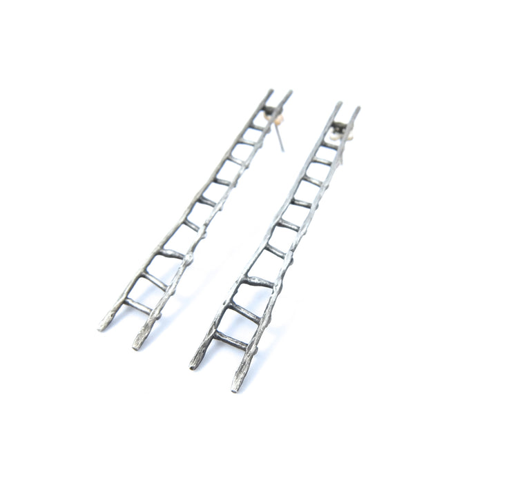 Long Ladder Earring – HiNGE Dept Accessory